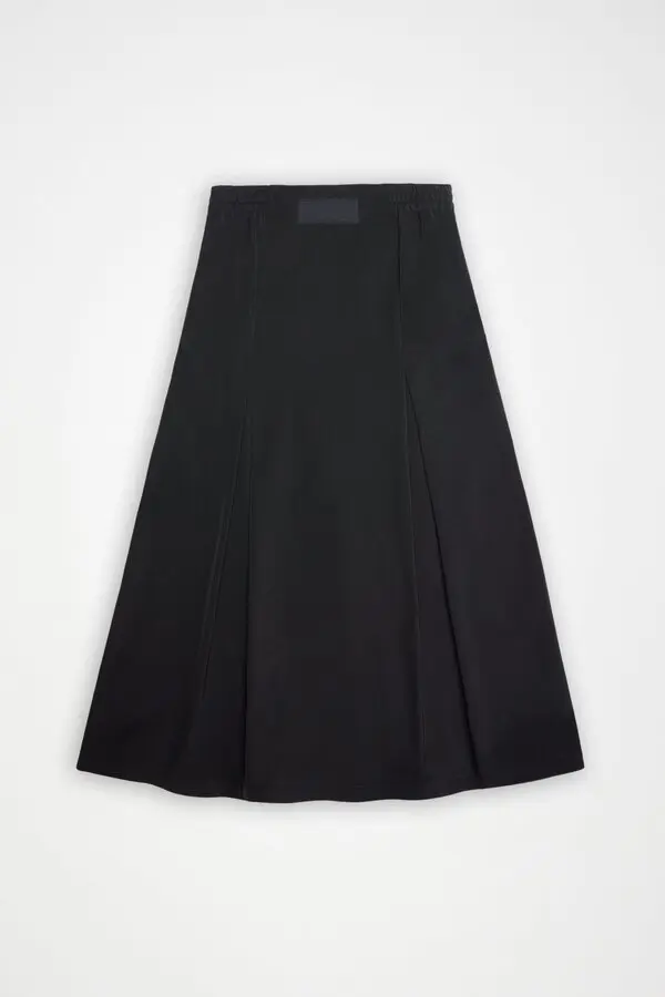 Rains Maxi Skirt In Technical Stretch Fabric - Black