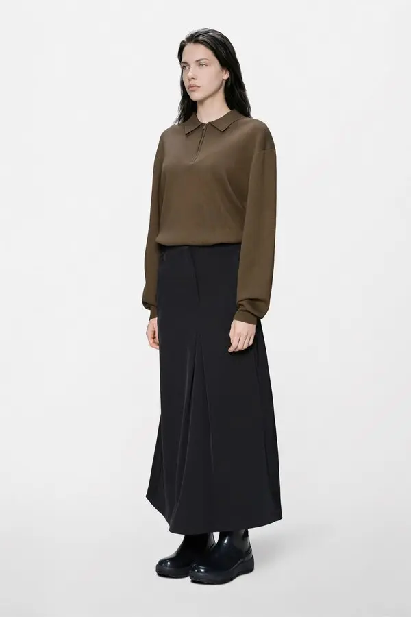 Rains Maxi Skirt In Technical Stretch Fabric - Black