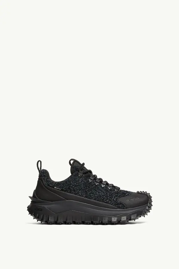 Moncler Trailgrip Apex Gtx Sneakers - Blue