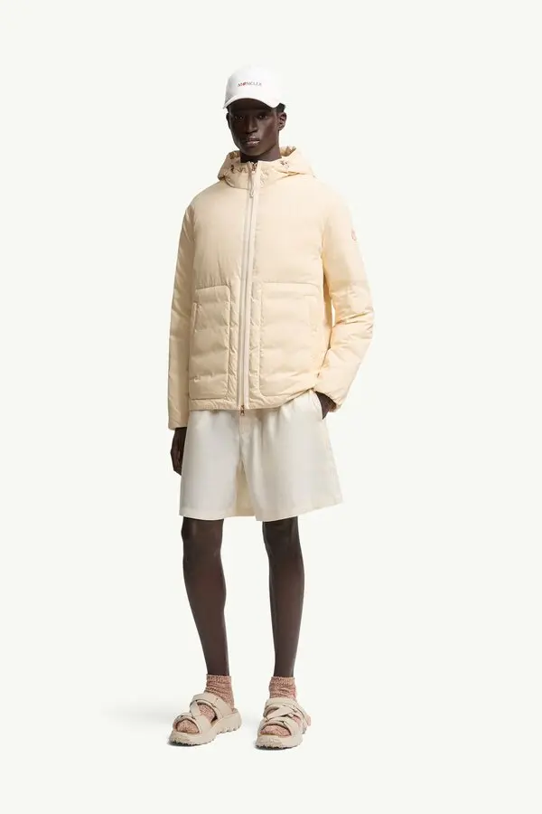 MONCLER X GILGA FARM DESIGNED BY DONALD GLOVER X Gilga Farm Donald Glover Linen Blend Shorts - White