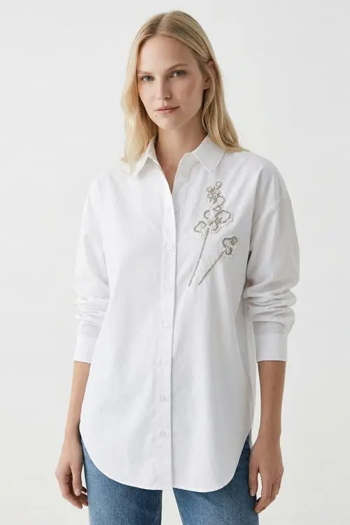 EXQUISE Bernetta Shirt Collar Long Sleeve Embroidered Shirt - White