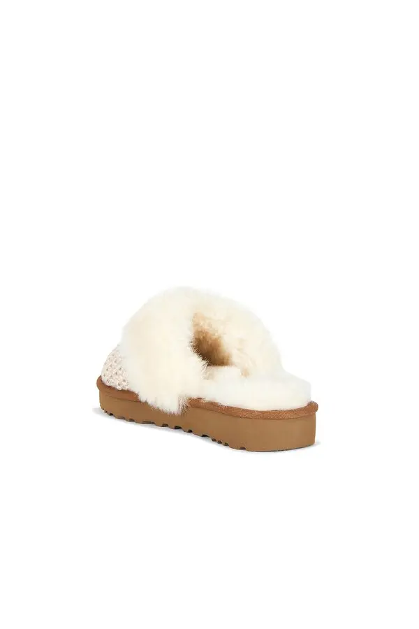 UGG Cozy Slipper