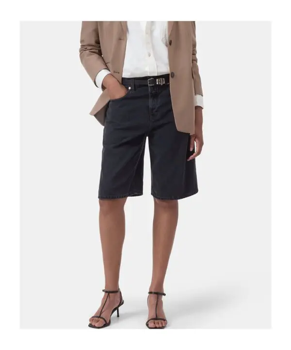 Closed Jenica Shorts