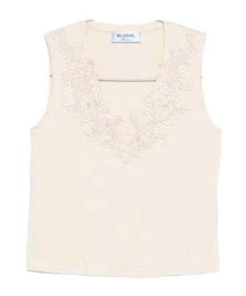 BLUGIRL Lace Trim V-neck Sleeveless Top - White