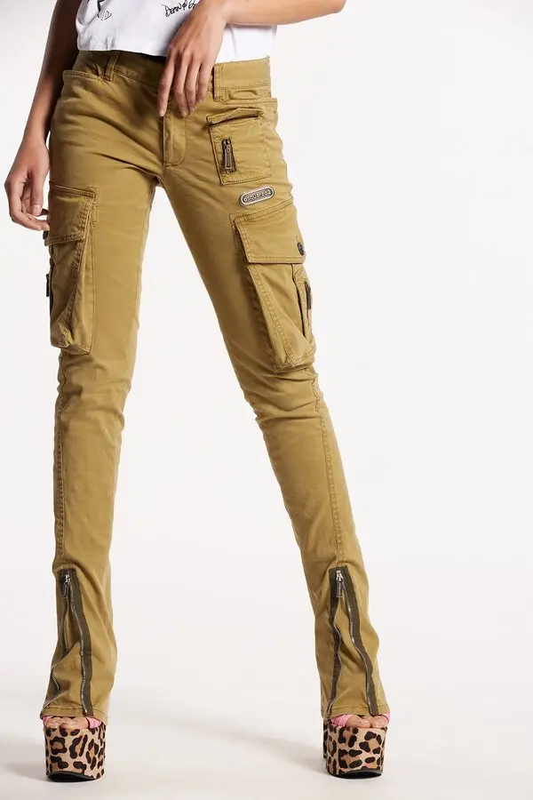 Dsquared2 Cargo Pants With Zipper Detail - Black