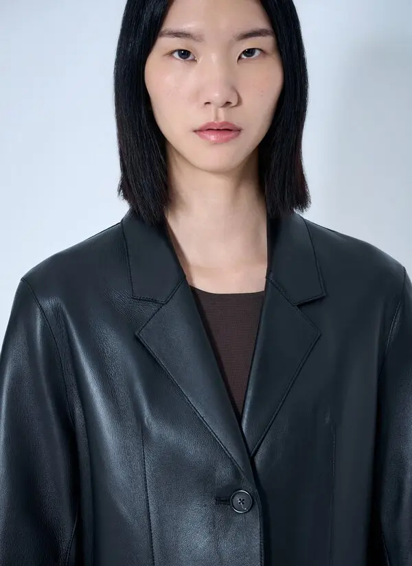 TOTEME Slim Leather Coat