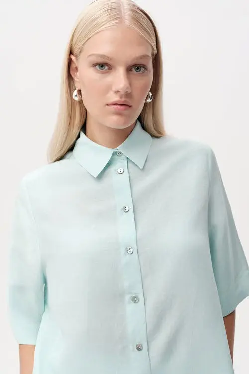 EXQUISE Calve Half Sleeve Shirt