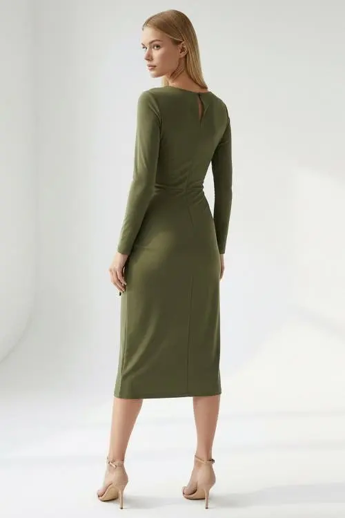 EXQUISE Crew Neck Long Sleeve Knit Midi Dress