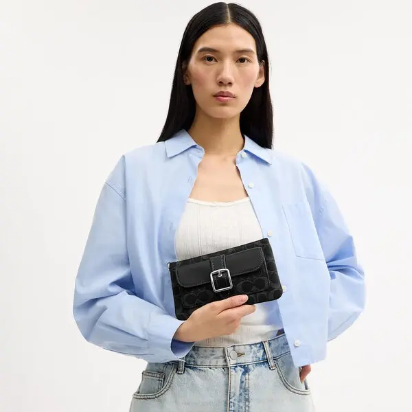 COACH OUTLET Ashton Wristlet In Signature Denim