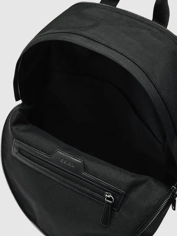 REISS Allen Woven Zipped Backpack - Black
