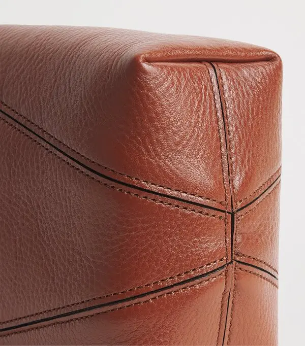 Chloé Small Leather Spin Tote Bag