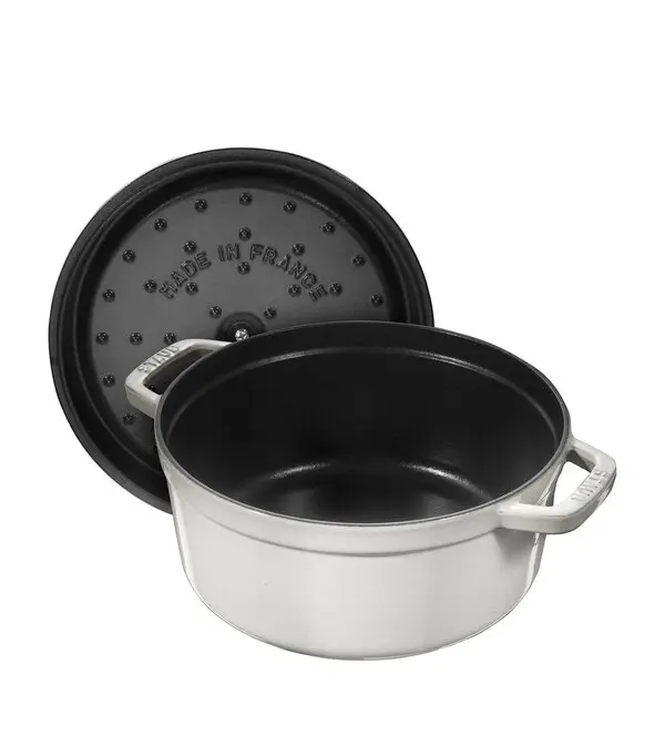 STAUB Round Cocotte
