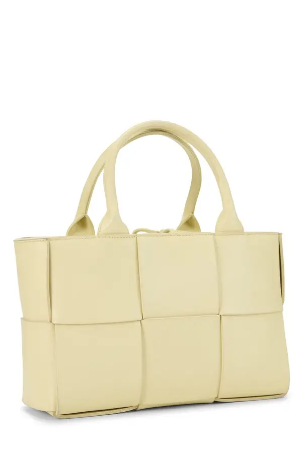 Bottega Veneta Maxi Intrecciato Arco Tote - Yellow