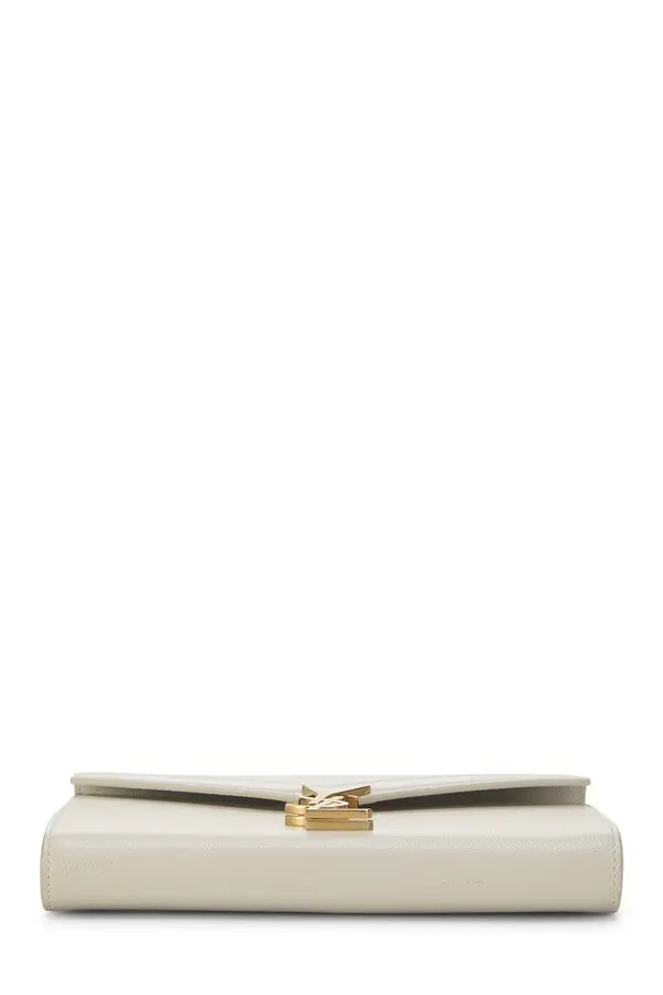 Saint Laurent Grainy Leather Cassandra Wallet On Chain
