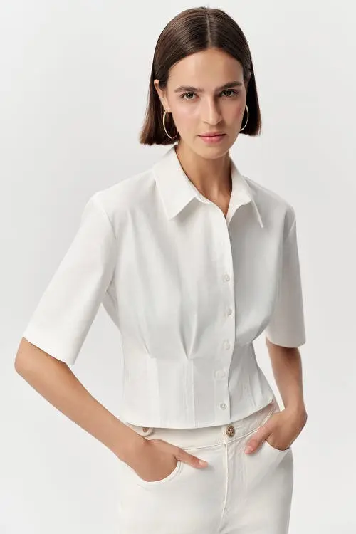 EXQUISE Charm Fitted Pleated Cropped Shirt - Bone