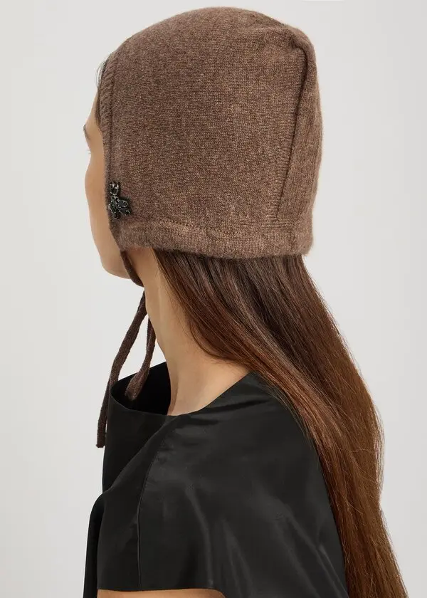 Simone Rocha Floral Crystal-embellished Cashmere Bonnet - Black