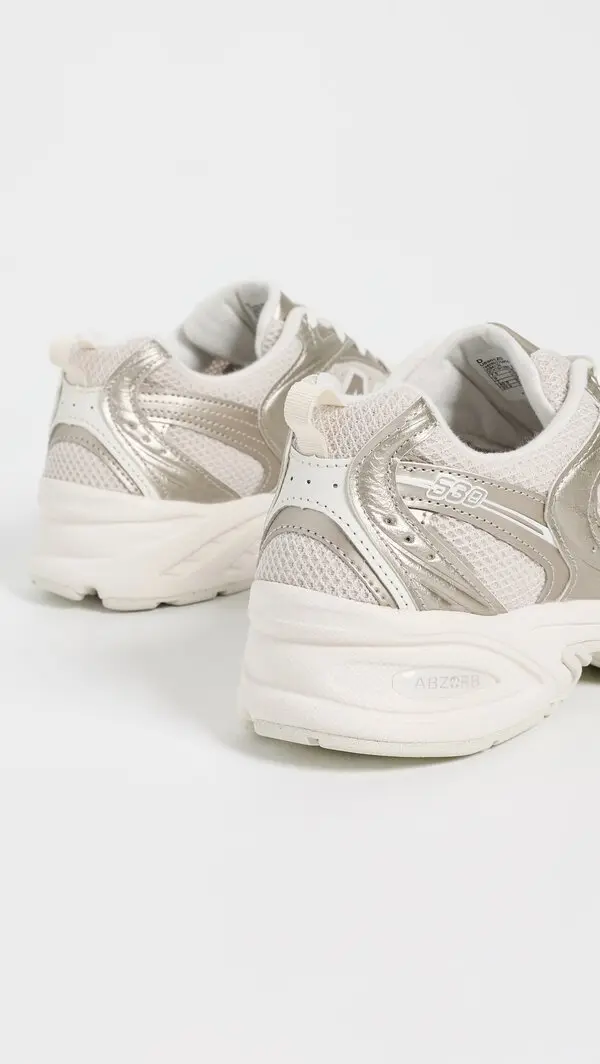 NEW BALANCE 530 Sneakers - Brown/beige