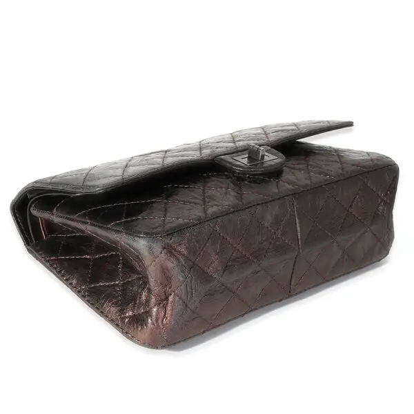 Chanel Bronze Quilted Reissue 2.55 226 Shoulder Bag - Metallic