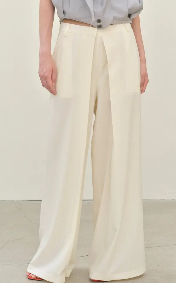 Source Unknown Leroy Box-pleat Straight Leg Trousers