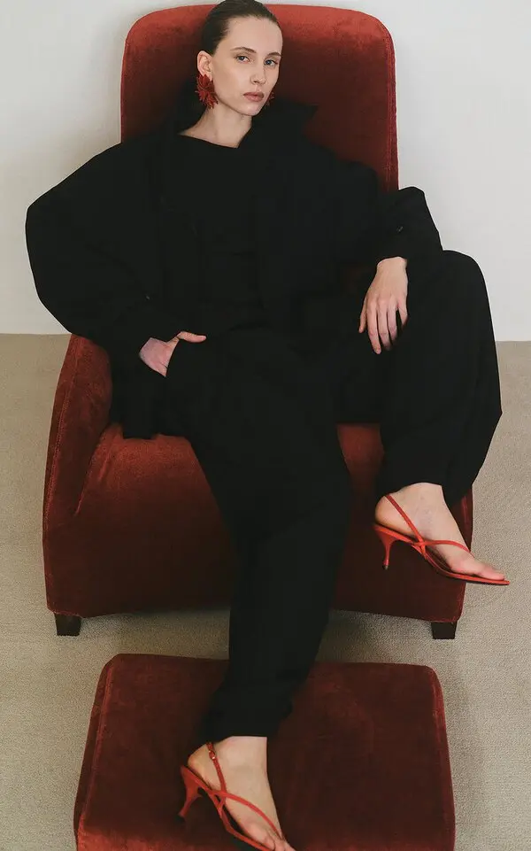 Source Unknown Mika Fluid Tuck Straight Leg Trousers