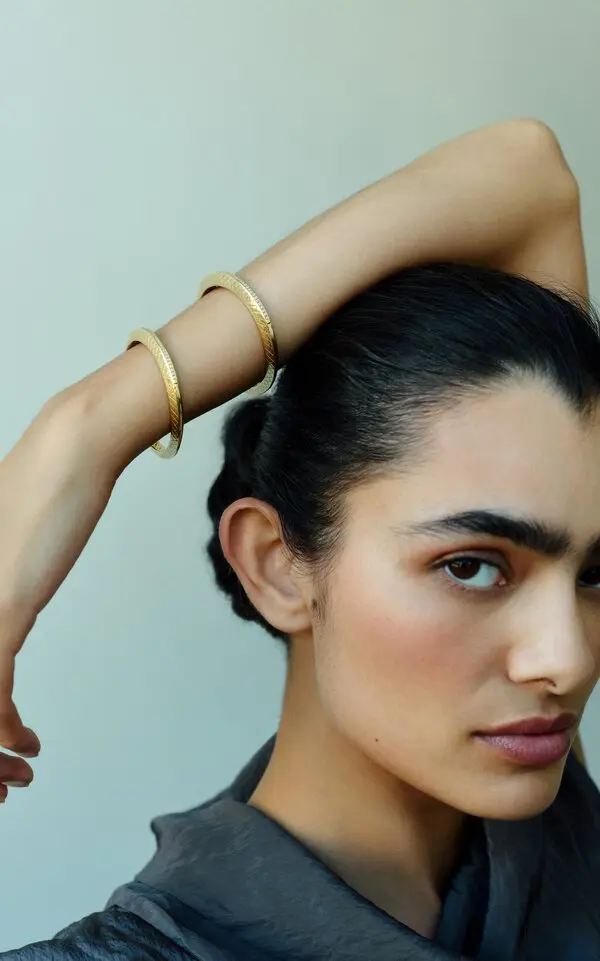 ORLY MARCEL 18k Yellow Tile Thin Bangle