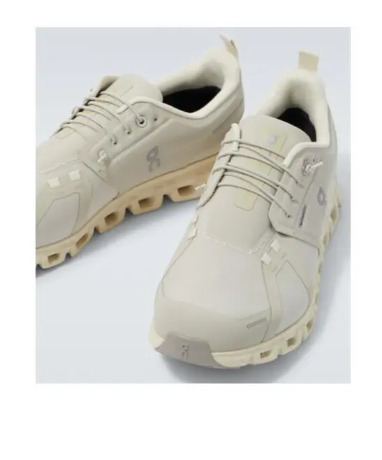 On Cloud 6 Waterproof Running Shoes