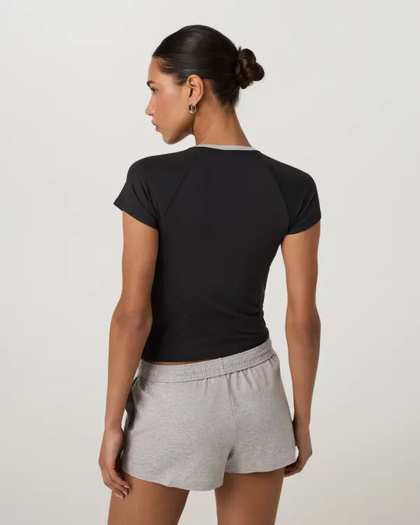 Vuori Short Sleeve Halo Retro T-shirt