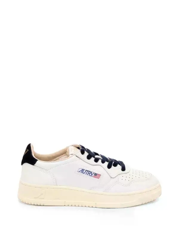 AUTRY Medalist Leather Sneakers - White
