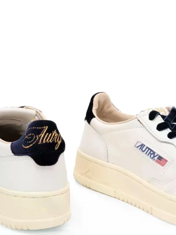 AUTRY Medalist Leather Sneakers
