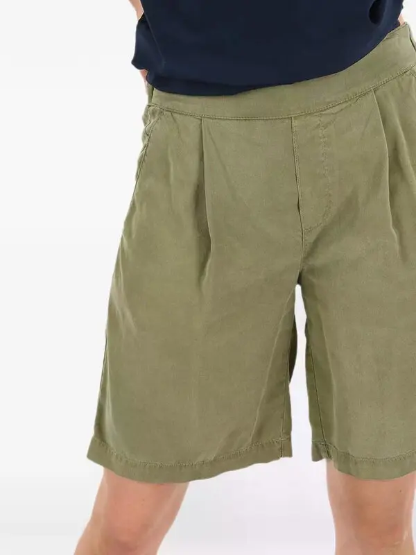 Woolrich Pleated Elastic-waist Shorts