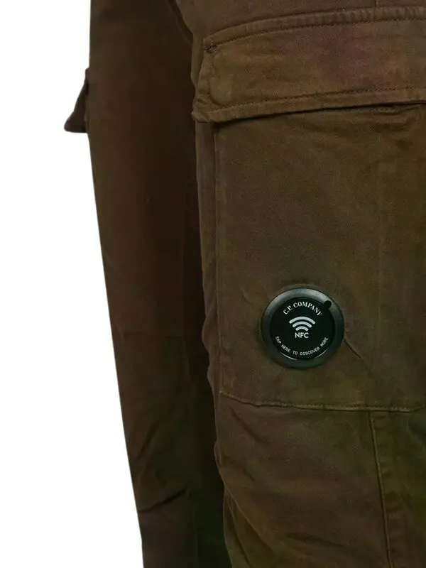 C.P. COMPANY Garment-dyed Lens Detail Cargo Pants