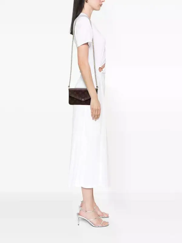 LOUIS VUITTON 2021 Monogram Pochette Felicie Crossbody Bag - Brown