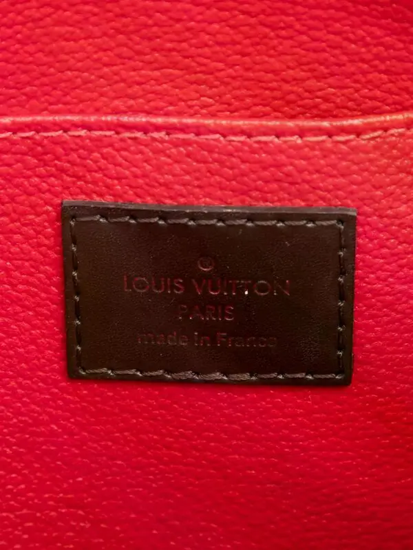 LOUIS VUITTON Damier Ebene Cosmetic Gm Pouch - Brown