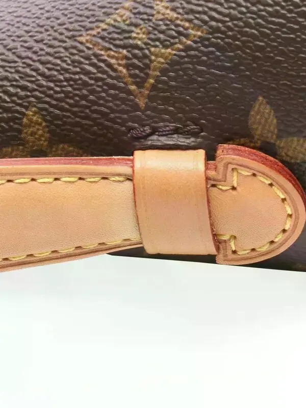 LOUIS VUITTON Monogram Pochette Metis Satchel - Brown
