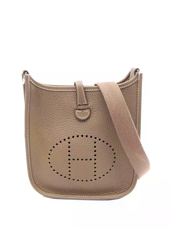 Hermès Evelyne 16 Amazone Crossbody Bag In Clemence Leather - Brown