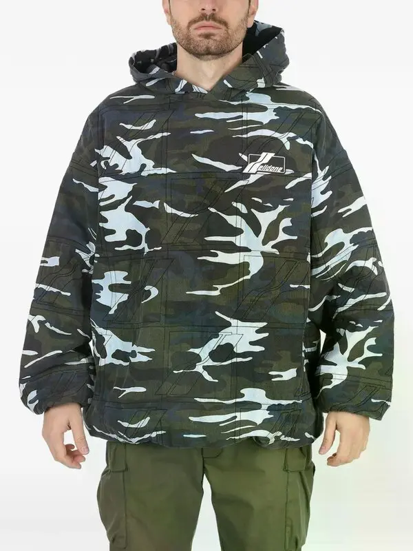 We11Done Camouflage Logo-patch Hoodie