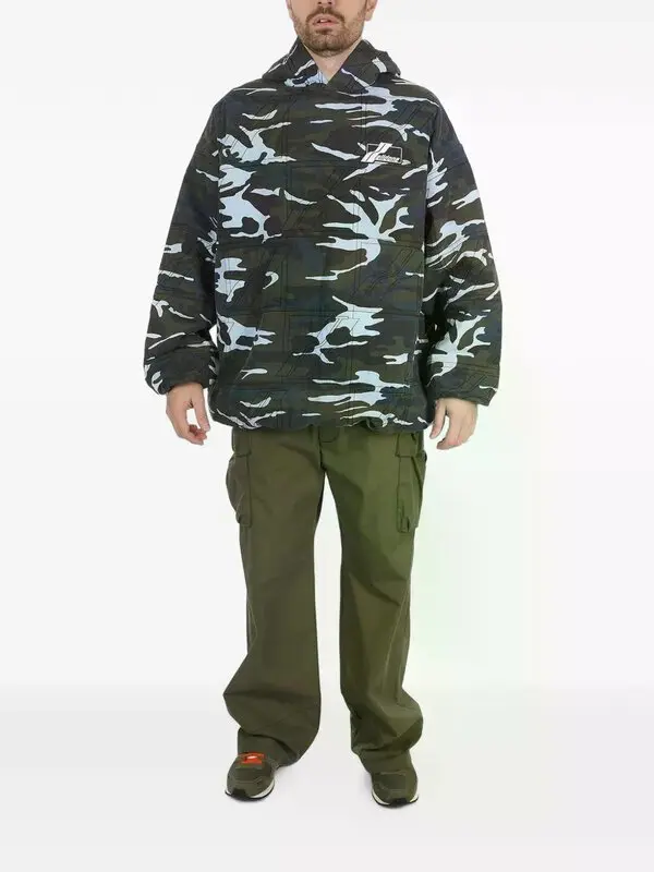 We11Done Camouflage Logo-patch Hoodie
