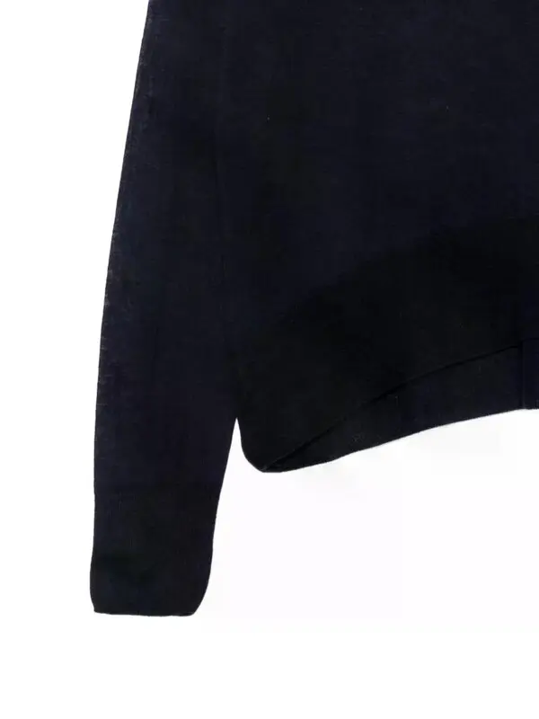 Closed Fine-knit Drop-shoulder Sweater