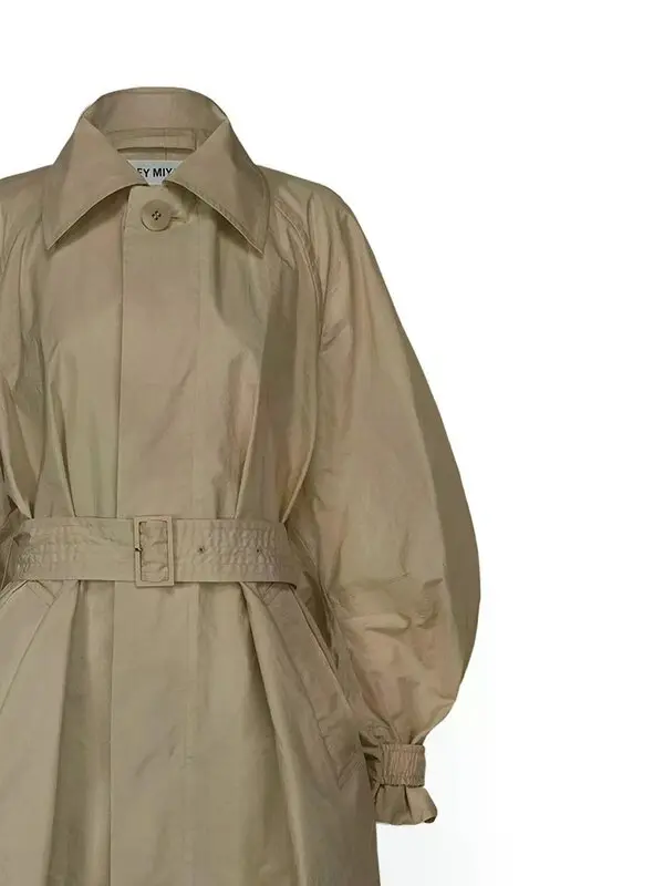 Issey Miyake Akimbo Belted Balloon-sleeve Coat - Neutrals