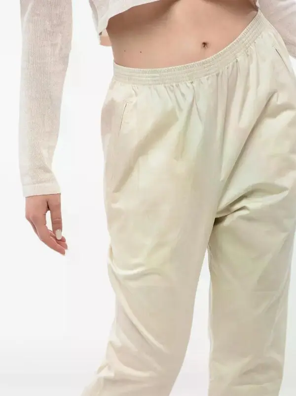 Woolrich Flat-front Elasticated Waist Trousers