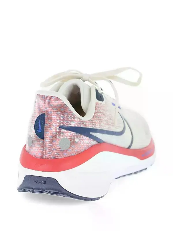 Nike Vomero 17 Running Sneakers