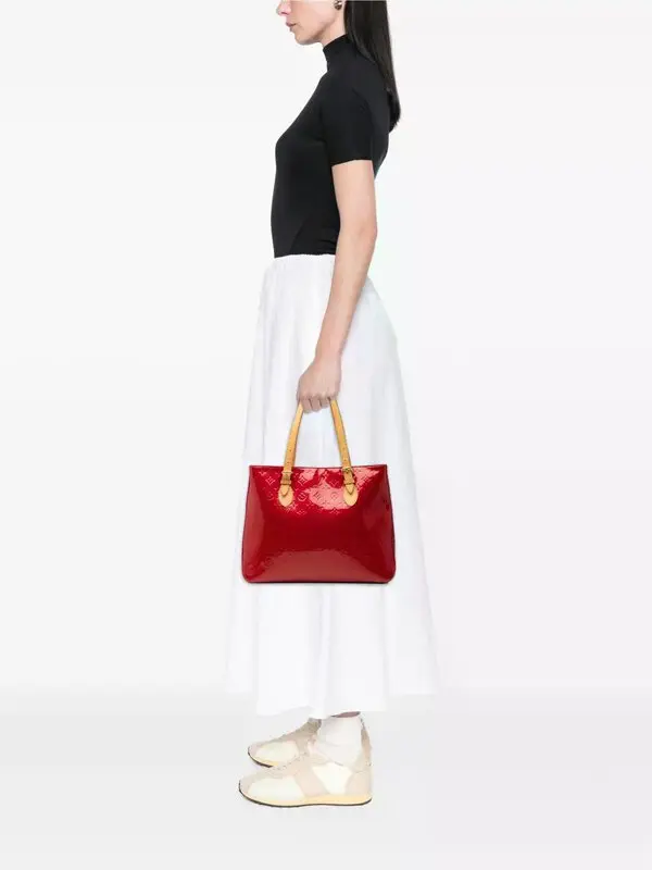 LOUIS VUITTON Monogram Vernis Brentwood Tote Bag - Red