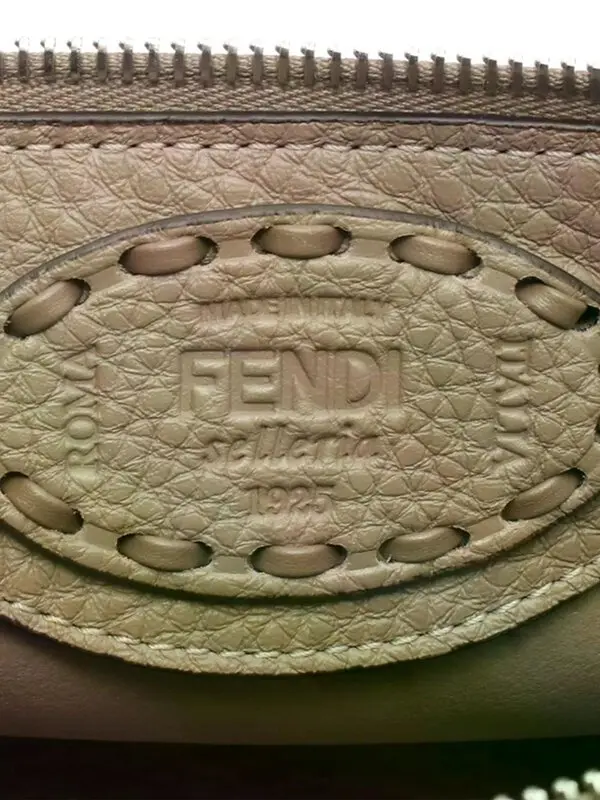 Fendi Selleria The Way Satchel - Neutrals
