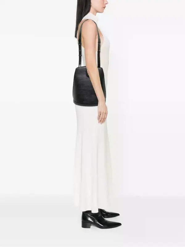 LOUIS VUITTON 1993 Epi Cluny Shoulder Bag - Black