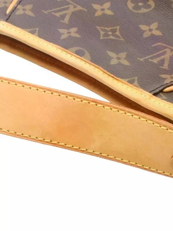 LOUIS VUITTON Monogram Galliera Pm Shoulder Bag