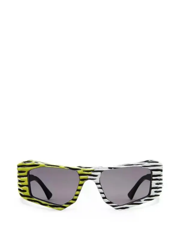 KUBORAUM Geometric-frame Sunglasses - Black