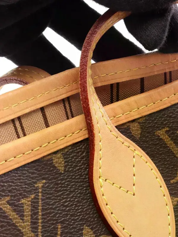 LOUIS VUITTON Monogram Neverfull Mm Tote Bag