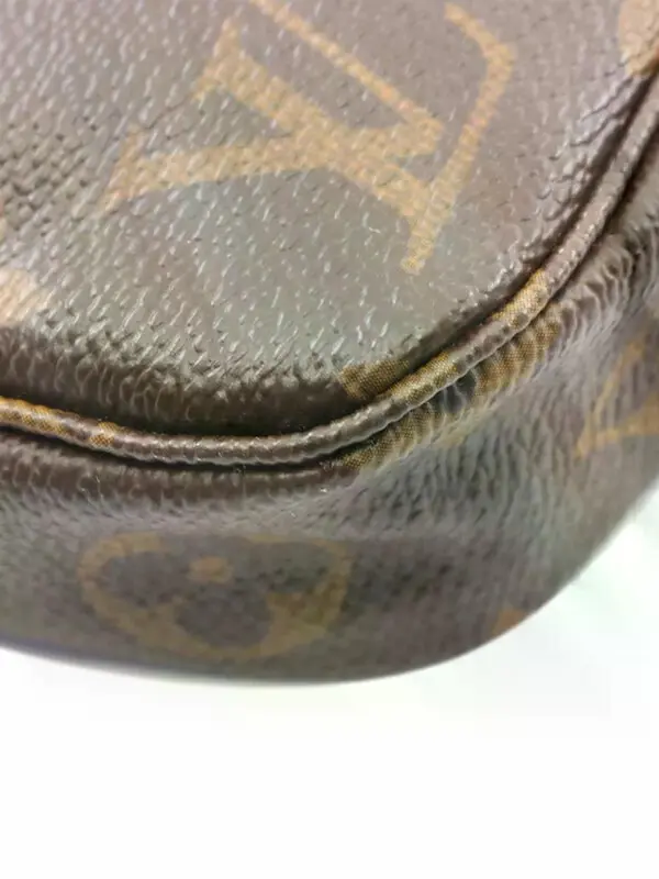 LOUIS VUITTON Monogram Pochette Pochette Accessories Shoulder Bag - Brown