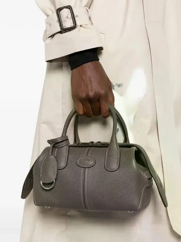 TOD'S Logo-patch Pebbled Tote Bag