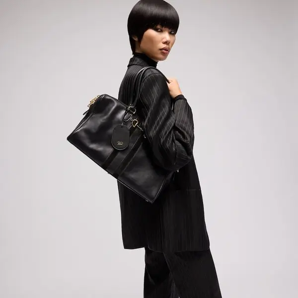 Gucci Large Leather Boston Bag With Horsebit Detail - Black